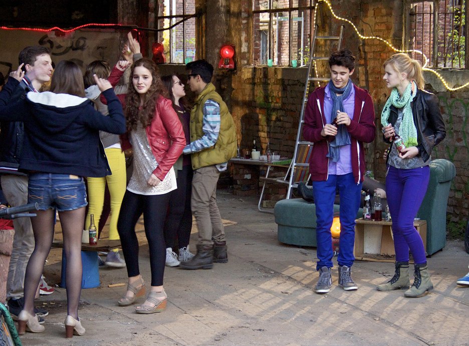 In aller Freundschaft - Offene Baustellen (S16E28) (2013) | ČSFD.cz