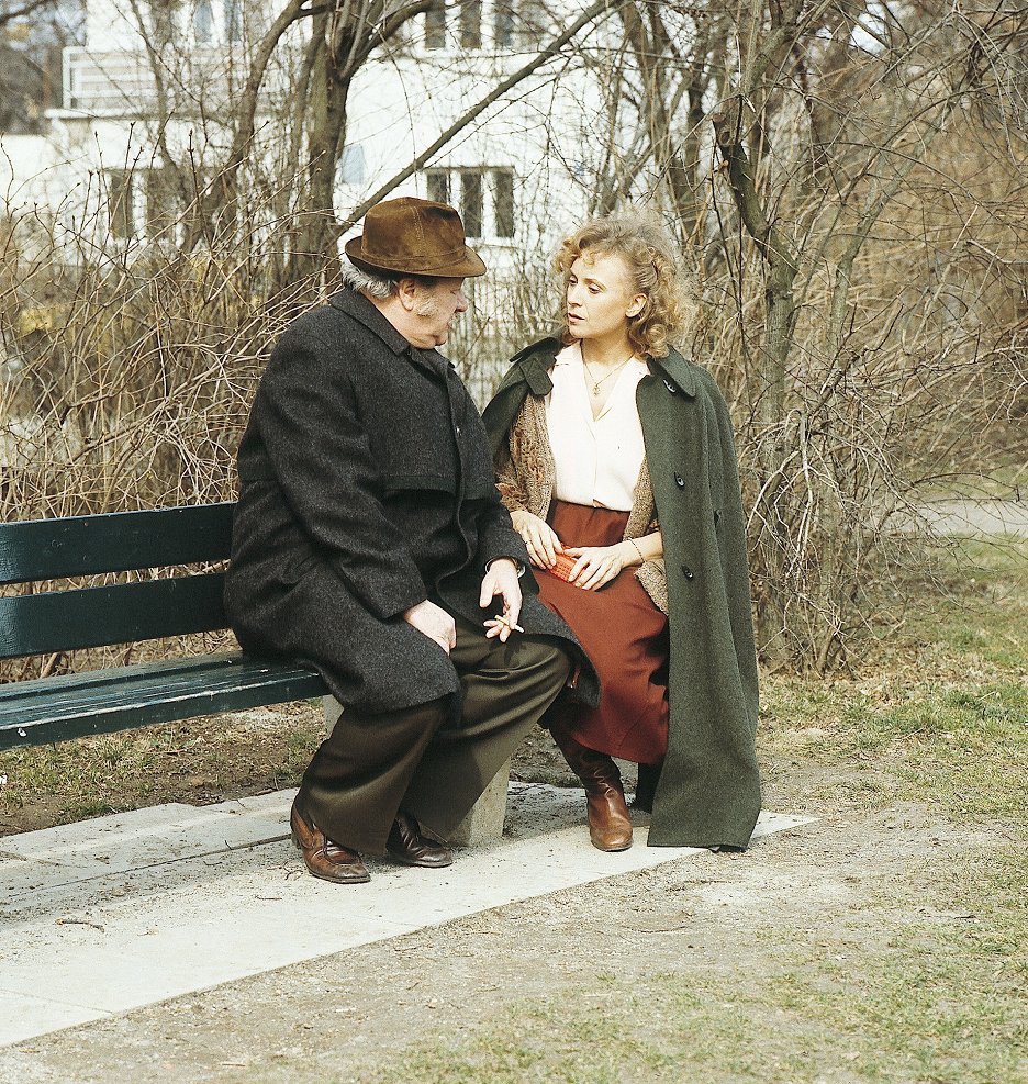 Místo činu - Spiel mit Karten (S11E07) (1980) | ČSFD.cz