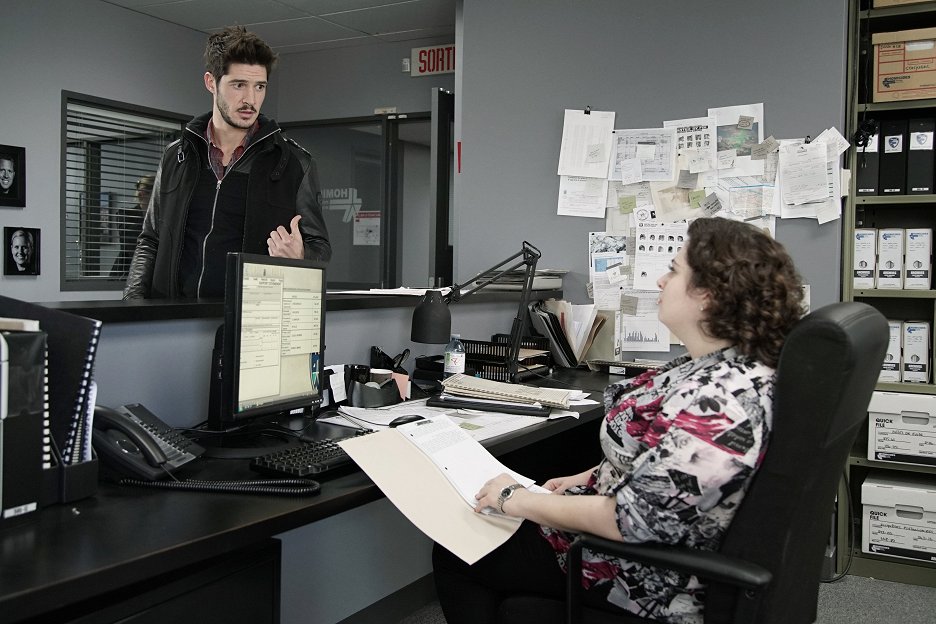 Mensonges - The Deed Is Done (S02E10) (2015) | Creators | ČSFD.cz
