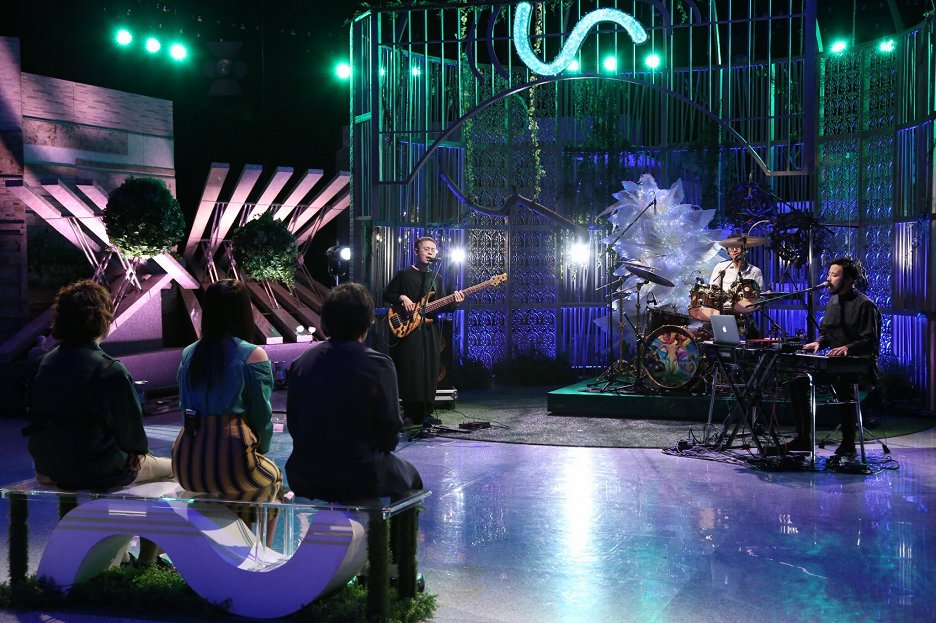 BS Ikimonogatari (2019) | ČSFD.cz