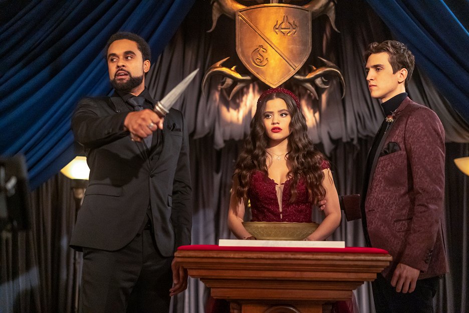 Charmed - The Rules of Engagement (S02E08) (2019) | ČSFD.cz