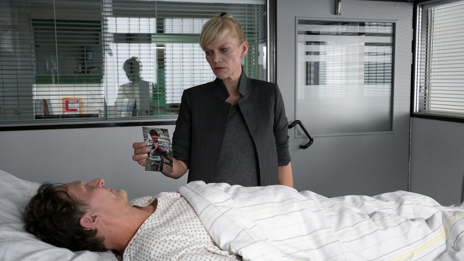 Helen Dorn - Kleine Freiheit (E13) (2020) | ČSFD.cz