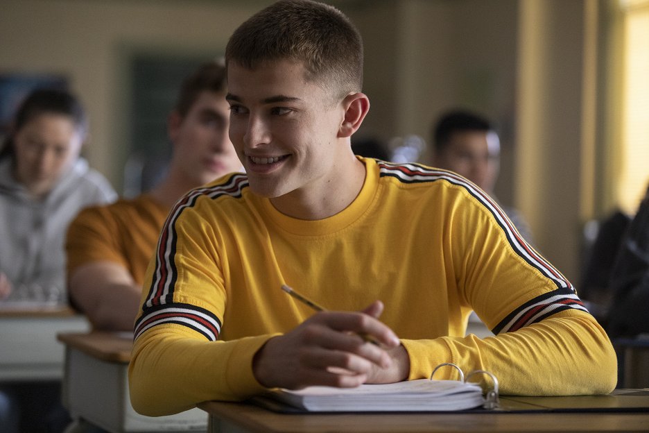 Grand Army - Bacha na mě (E02) (2020) | ČSFD.cz