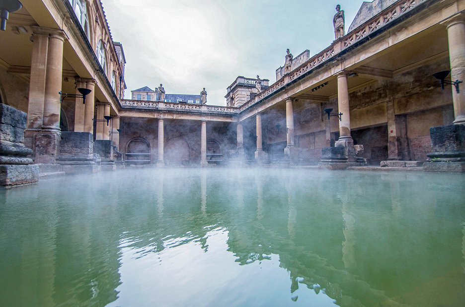 Römische Therme Und Mittelalterliche Badehäuser In Köln