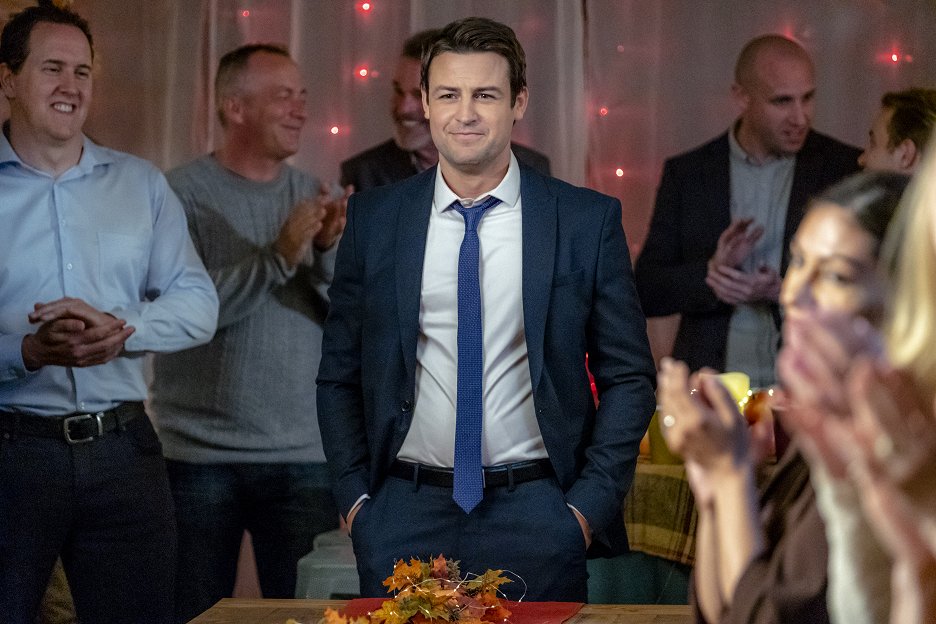 Falling for You (2018) | ČSFD.cz