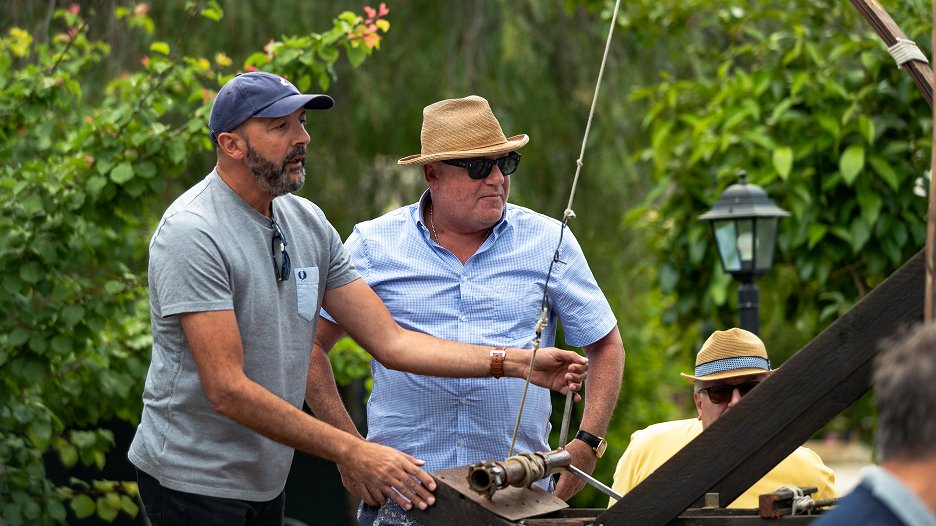 Ray Winstone in Sicily - Syracuse. Eureka! Ray and the Weapons of War ...