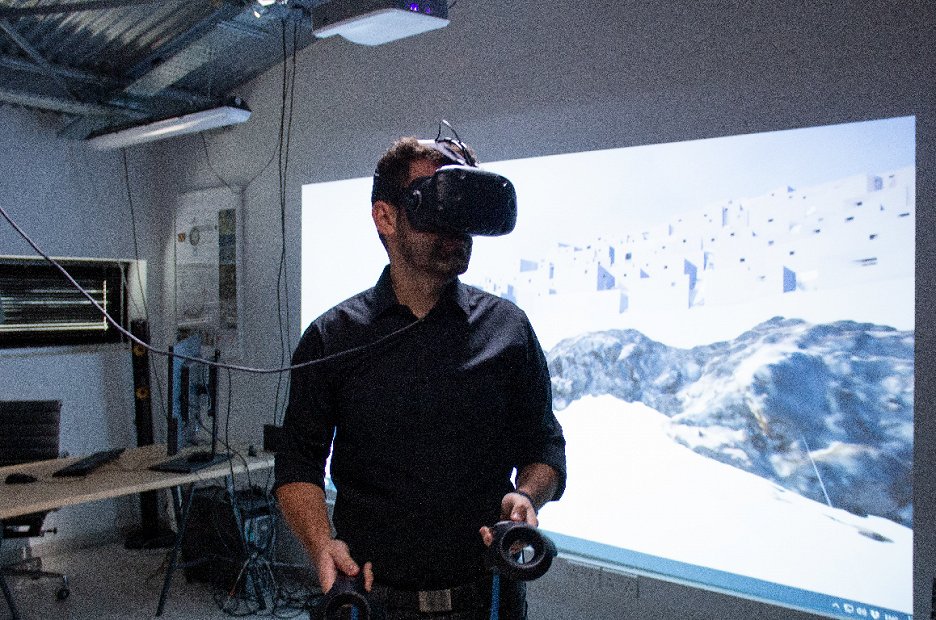 Záhada sošek z řeckého ostrova Keros (2020) | ČSFD.cz