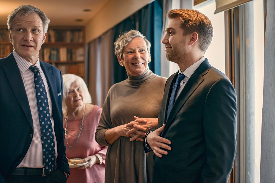 Sunnuntailounas - Ratkaisu (S01E03) (2018) | ČSFD.cz