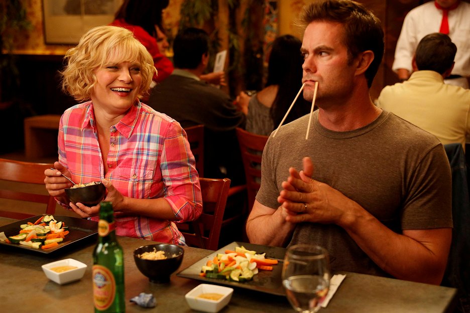 Vychovávat Hope - Dobročinný pochod (S03E08) (2012) | ČSFD.sk