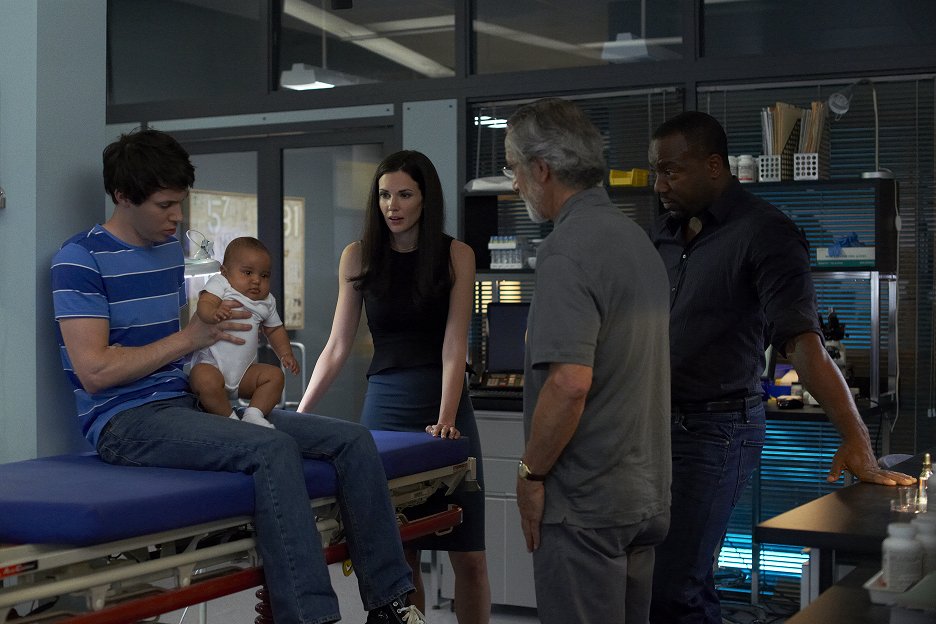 Výjimeční - Život po smrti (S02E10) (2012) | ČSFD.cz