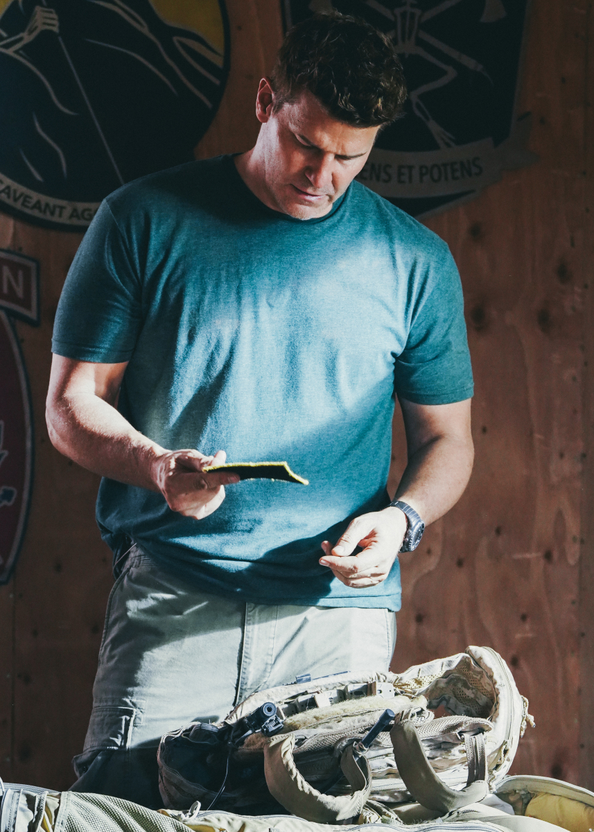 Tým SEAL - Shockwave (S04E03) (2020) | ČSFD.cz