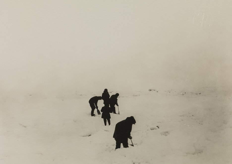 Roald Amundsen Lincoln Ellsworths Flyveekspedisjon 1925 1925 Čsfd Cz