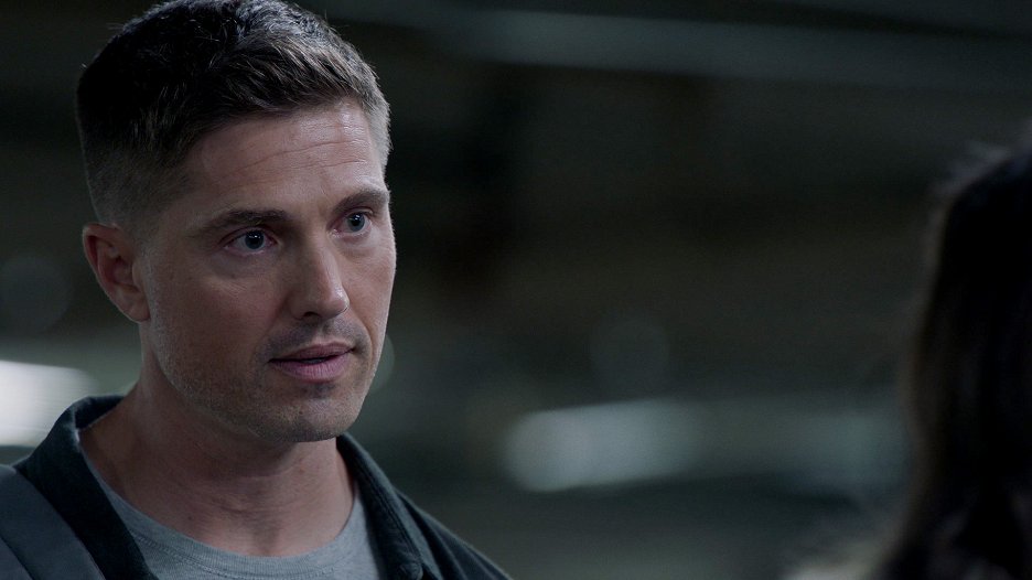 Eric Winter | Galerie - Z filmu | ČSFD.cz