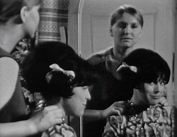 Kaktus, bomba, letadlo (1969) | ČSFD.cz