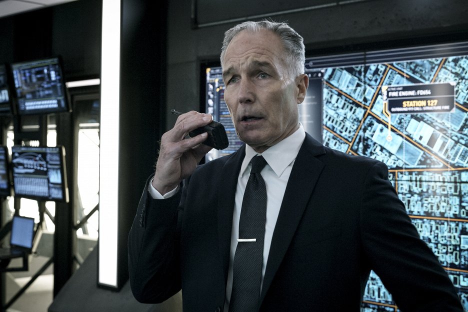 Zbrojnice - Under Fire (S04E07) (2021) | ČSFD.cz