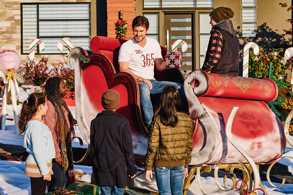 Mr. 365 (2018) | ČSFD.cz