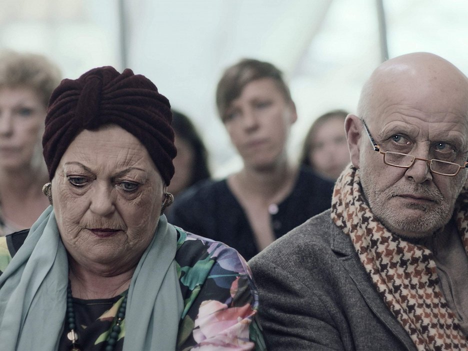 Professor T. - Het geluk van anderen (S03E07) (2018) | ČSFD.cz