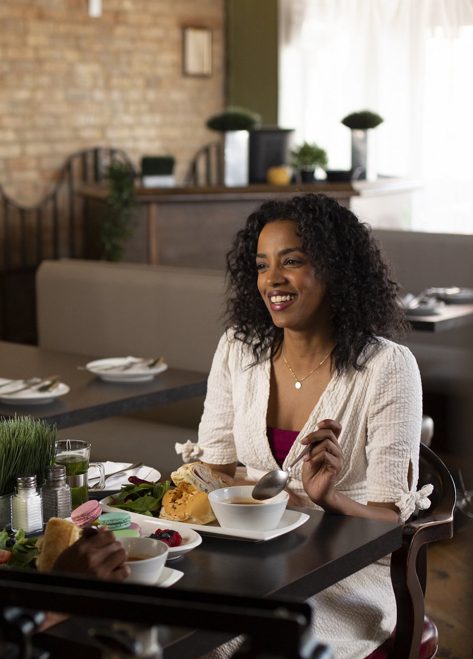 Love by Accident (2020) | ČSFD.cz