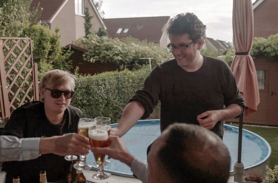 Bellingcat - Pravda v postpravdivém světě (2018) | ČSFD.cz