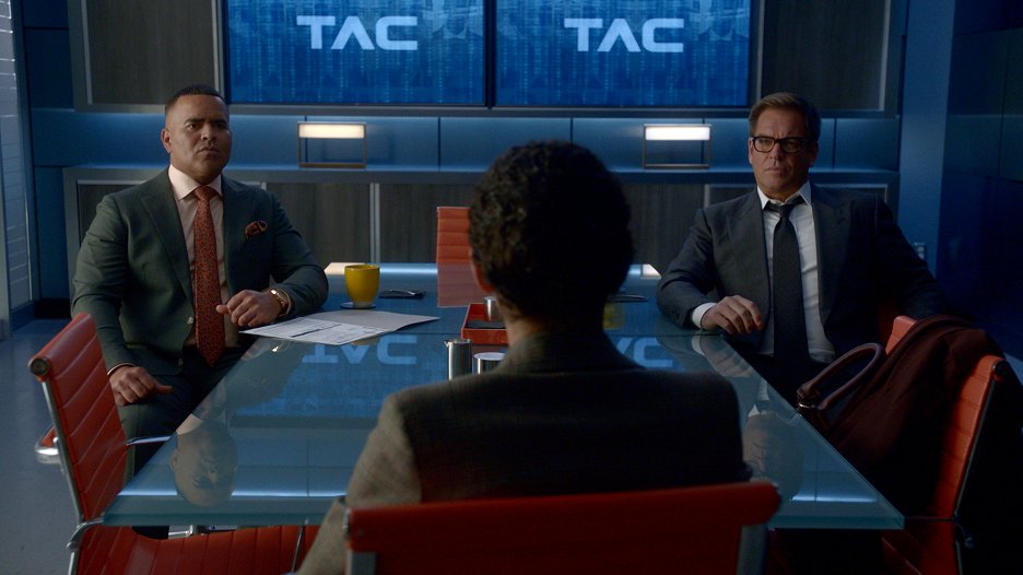 Bull - To Save a Life (S05E06) (2021) | ČSFD.sk