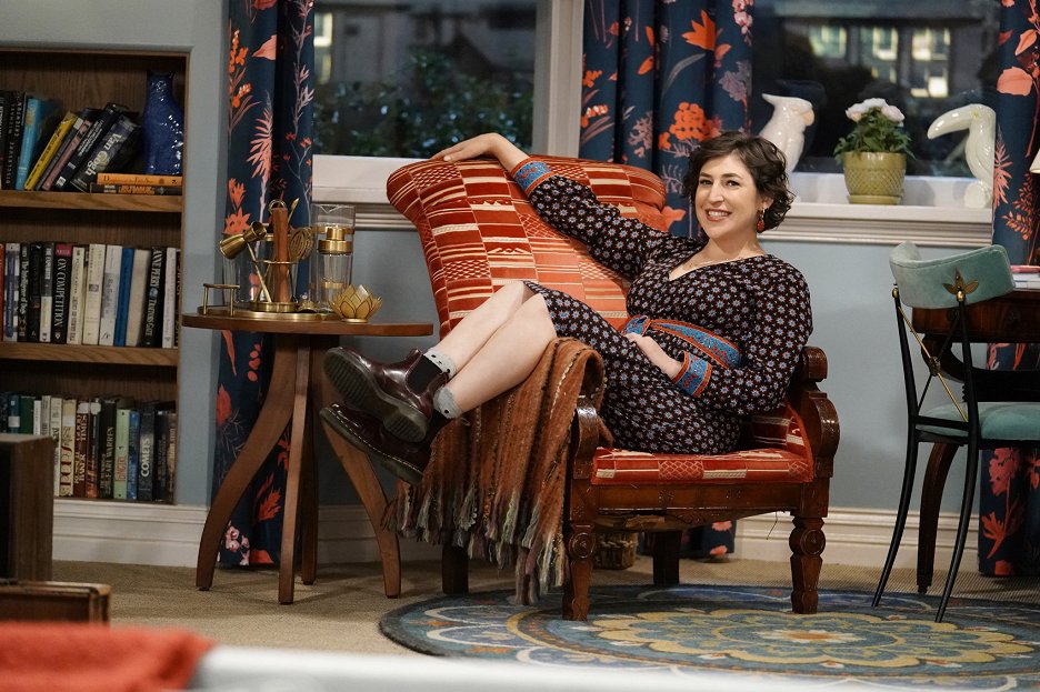 Call Me Kat - Therapy (S01E04) (2021) | ČSFD.cz