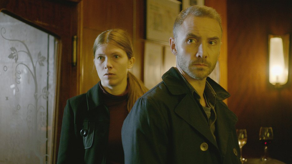 Ratamo - Liikemies (E04) (2018) | ČSFD.cz