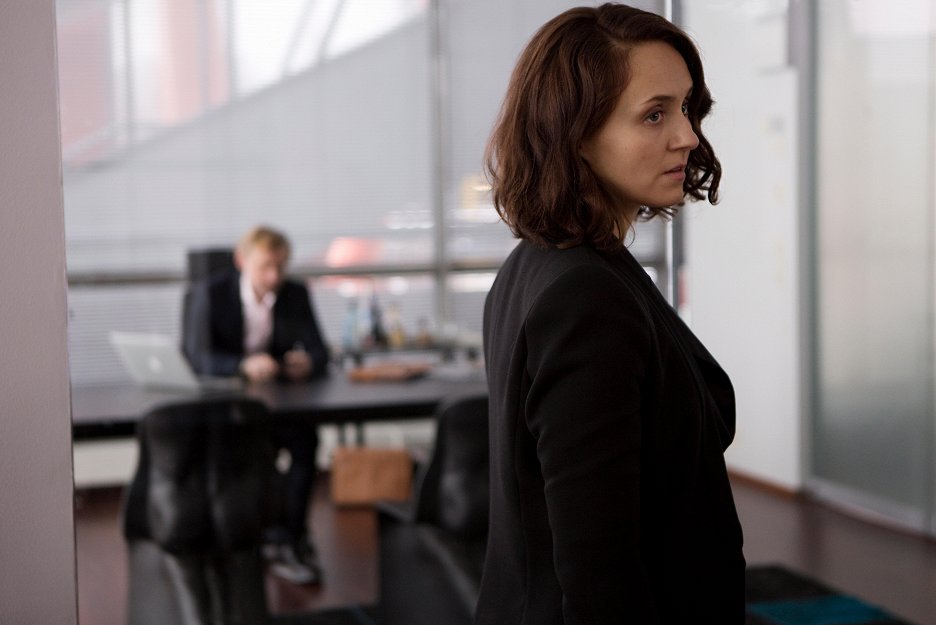 Ratamo - Kontakti (E06) (2018) | ČSFD.cz