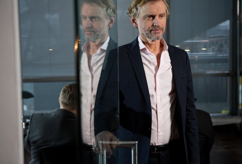 Ratamo - Kontakti (E06) (2018) | ČSFD.cz