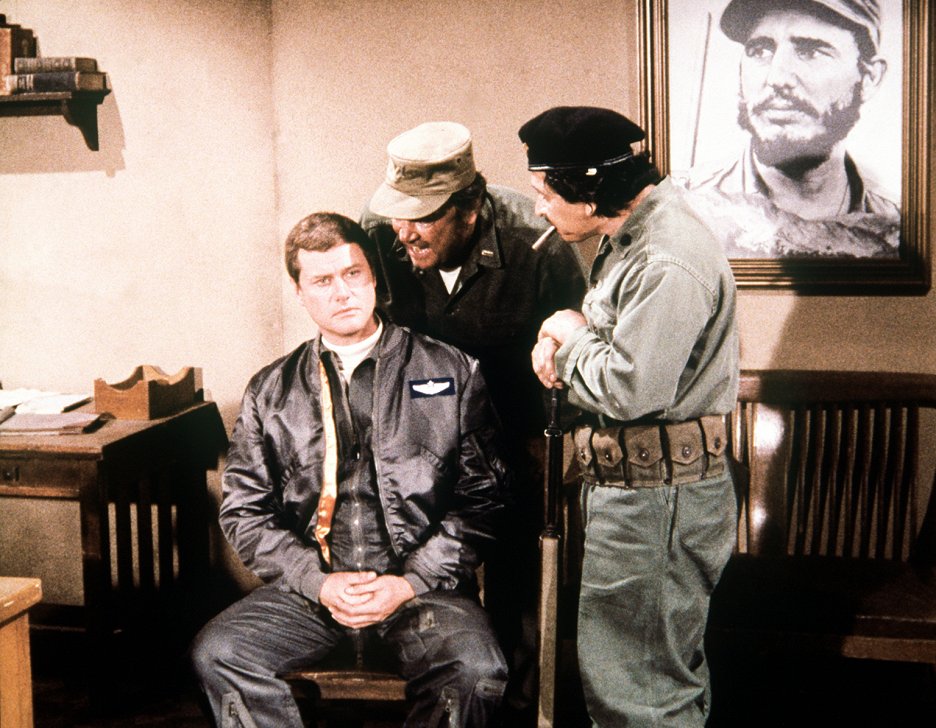 I Dream of Jeannie - See You in C-U-B-A (S05E08) (1969) | ČSFD.cz