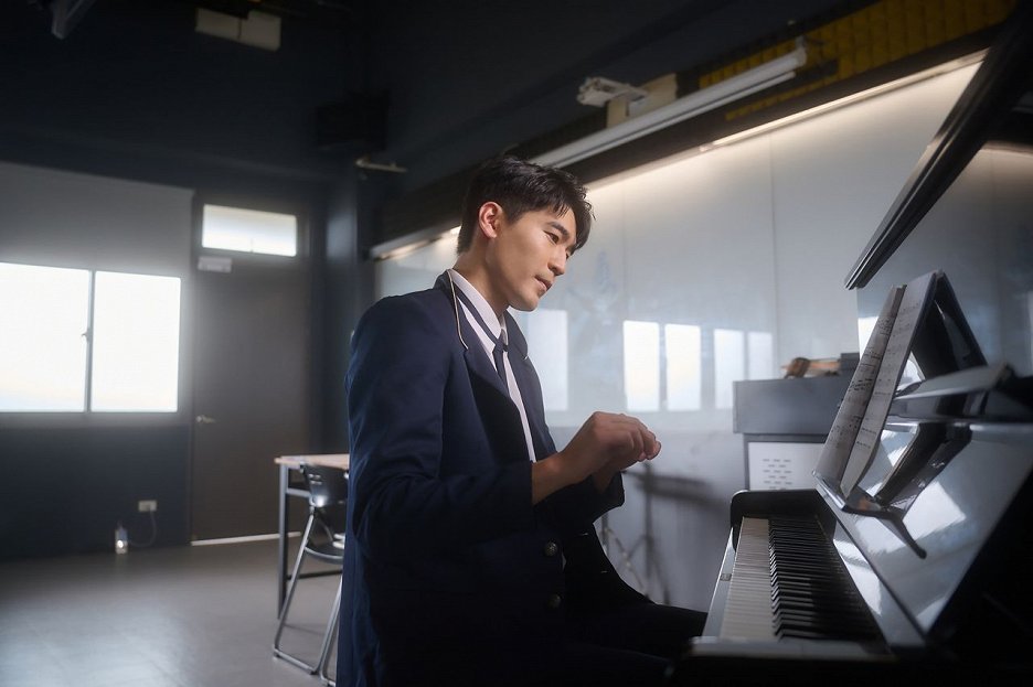 Wo xiang han ni zai yi qi (2024) | ČSFD.cz