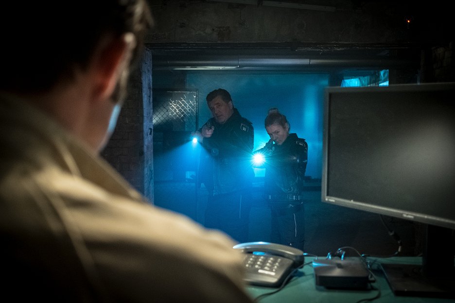 Policie Hamburk - Kyberšikana (S13E16) (2019) | ČSFD.cz