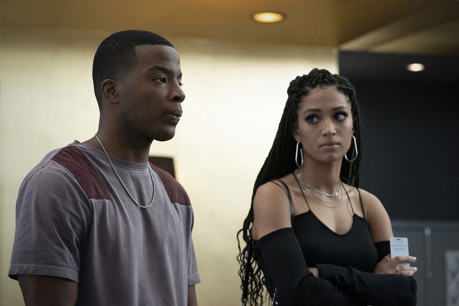 All American - Roll the Dice (S03E07) (2021) | ČSFD.cz