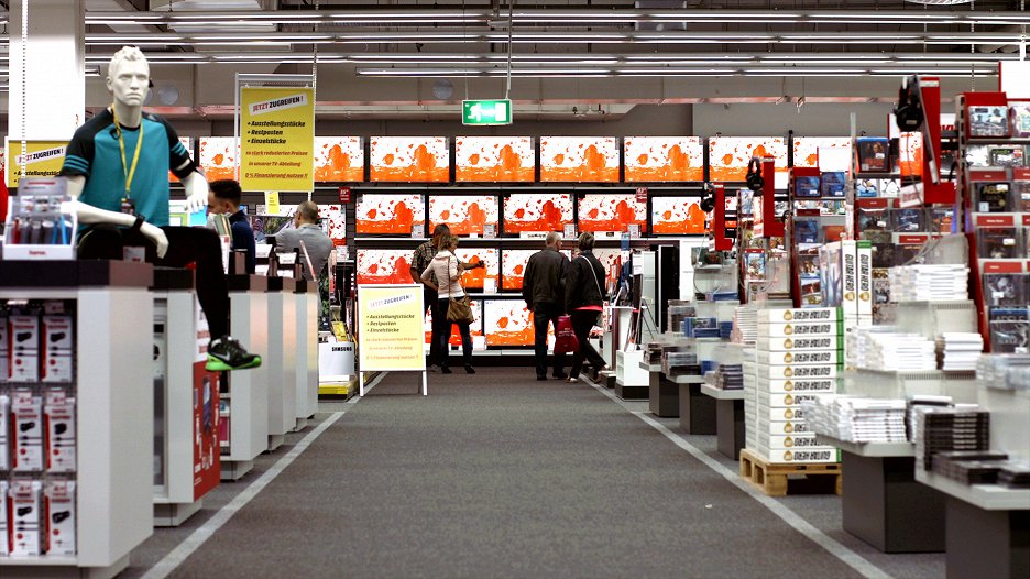 Jedu z války (2017) | ČSFD.cz