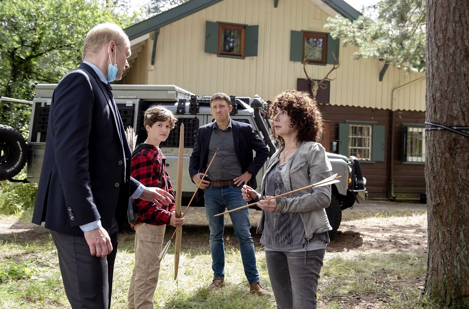 Großstadtrevier - Prepper (S34E03) (2021) | ČSFD.cz