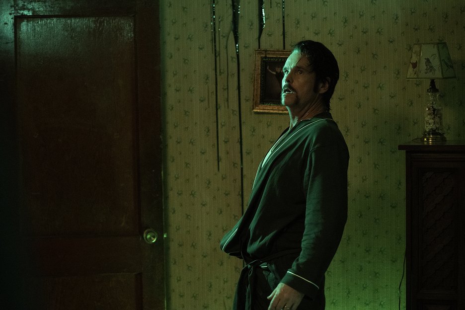 Creepshow - Model Kid / Public Television of the Dead (S02E01) (2021 ...