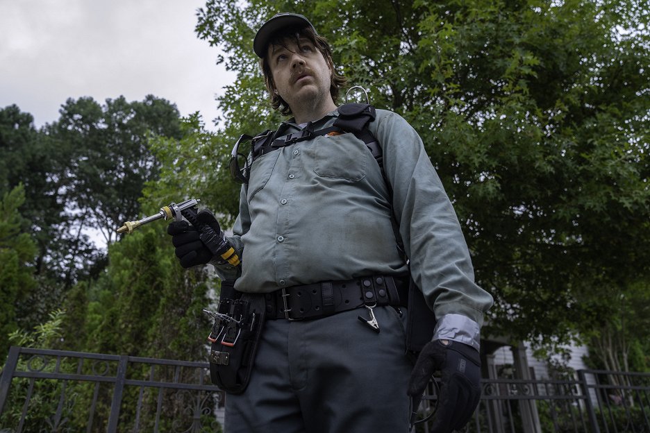 Creepshow - Dead and Breakfast / Pesticide (S02E02) (2021) | ČSFD.cz