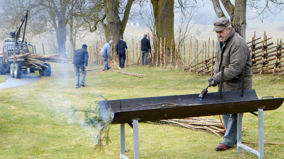 Frühling auf der Alm (2018) | ČSFD.cz