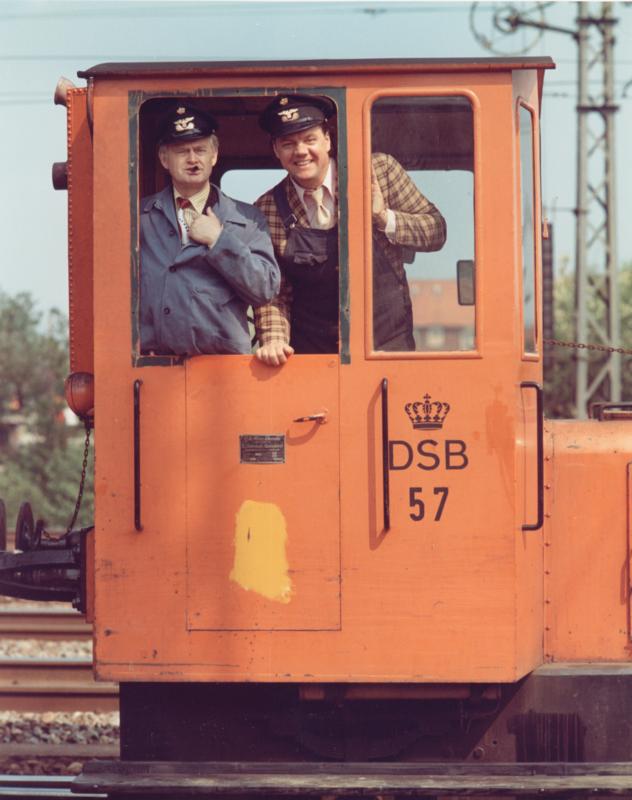 Olsen-banden på sporet (1975) | ČSFD.cz