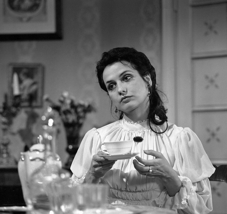 Na letním bytě (1989) | ČSFD.cz