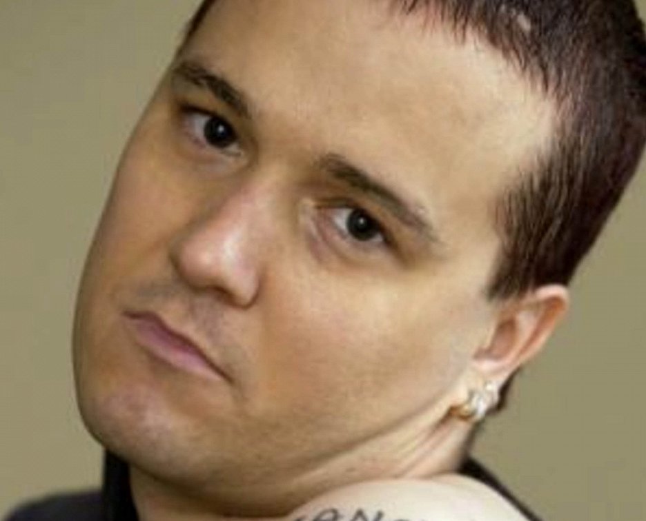 Evil Up Close (2012) | ČSFD.cz