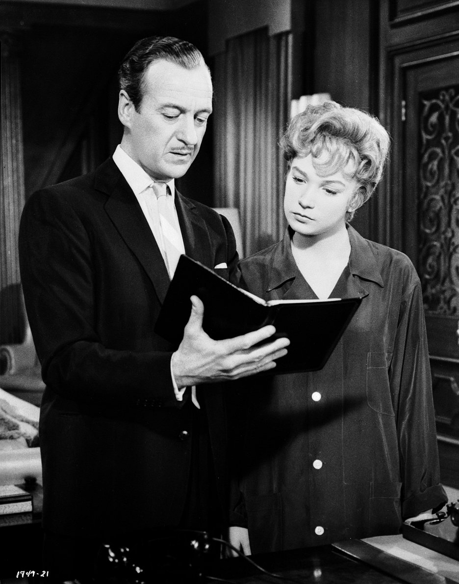 Ask Any Girl (1959) | ČSFD.cz