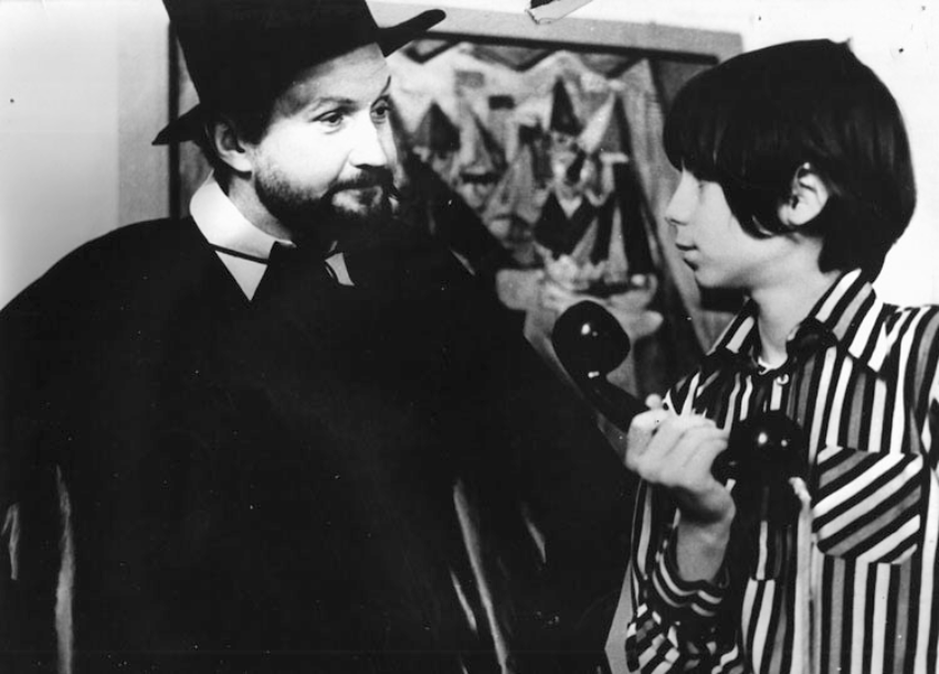 Mniejszy szuka Dużego (1975) | ČSFD.cz