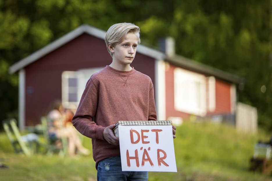 Sune - Uppdrag: Midsommar (2021) | ČSFD.sk