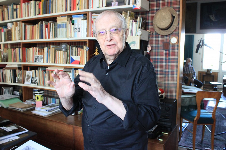 Jan Werich: Když už člověk jednou je… (2021) | ČSFD.cz