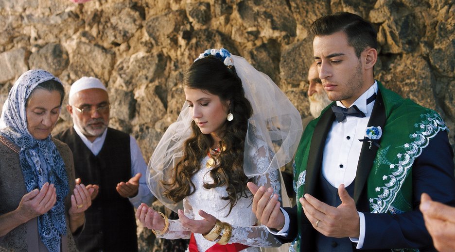 Burak Ates | Galerie - Z filmu | ČSFD.cz