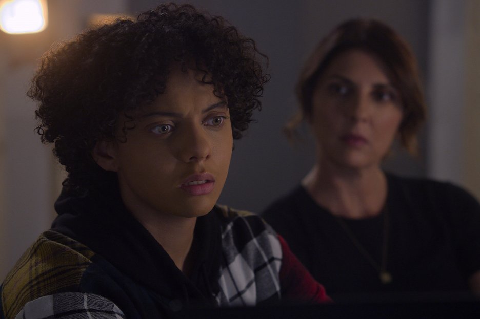 Leverage: Redemption - The Tower Job (S01E04) (2021) | ČSFD.cz