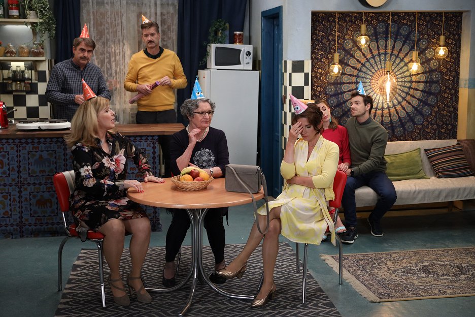 Susedia - Pes (S09E21) (2021) | ČSFD.cz