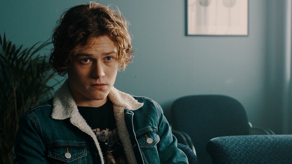 Eagles - Reunion (S02E02) (2020) | ČSFD.cz