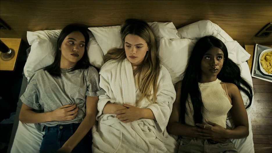 Eagles - Rewind (S03E09) (2021) | ČSFD.cz