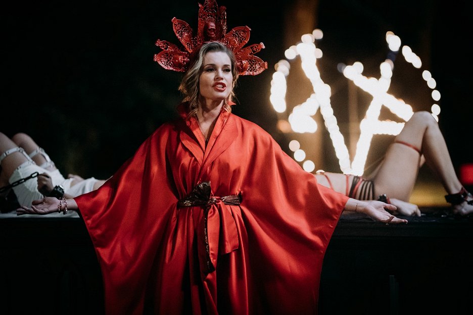 Satanic Panic (2019) | ČSFD.sk